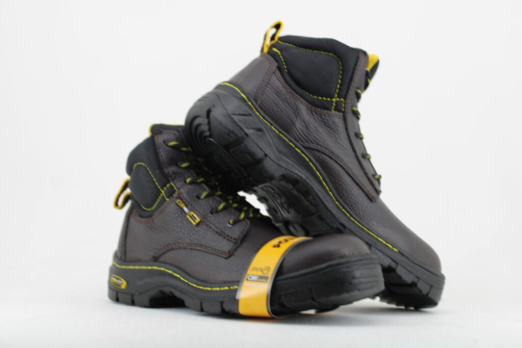 Botas Cliff con casquillo - Envío Gratis - Zapapuz